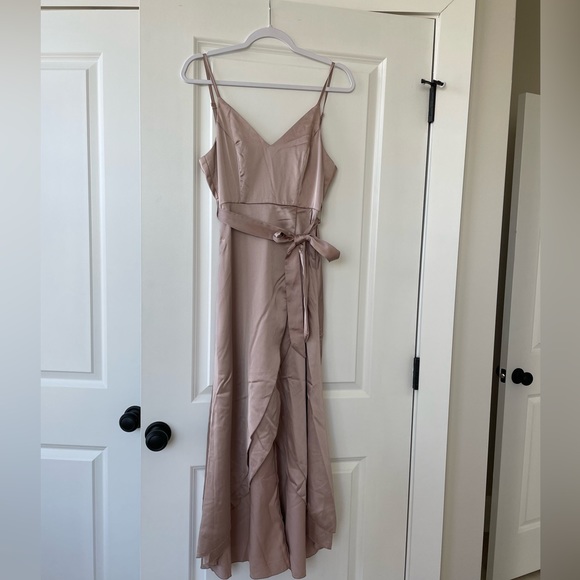 Showpo. | Dresses | Nwt Champagne Showpo Formal Dress Size Us 2 | Poshmark